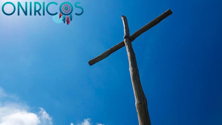 Significado de Soñar con Cruces - Interpretación de Sueños